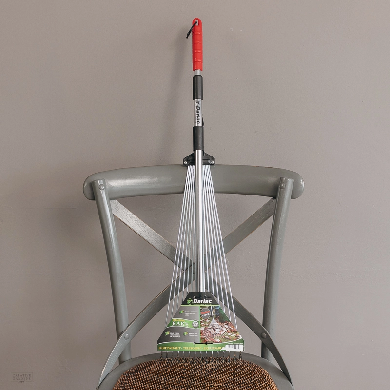 Expanding Telescopic Leaf Rake - Creative Gardens